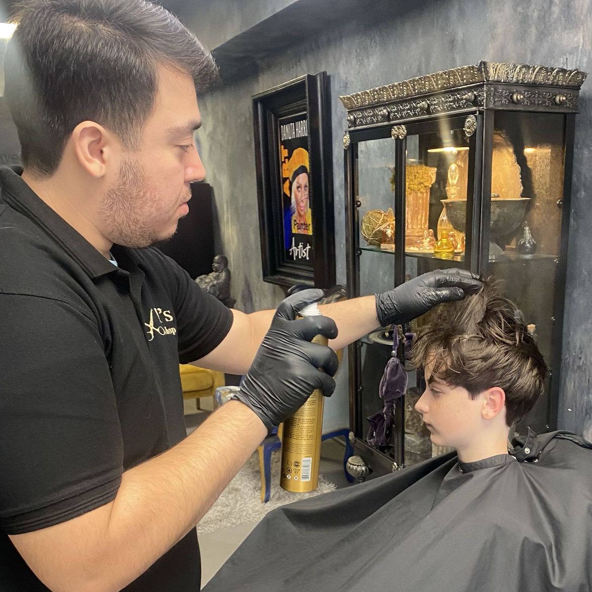 Lui's Barber Shop